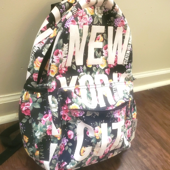 Robin Ruth | Bags | Robin Ruth Backpack | Poshmark